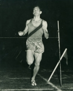 Peter Snell : Athletes : Bring Back the Mile