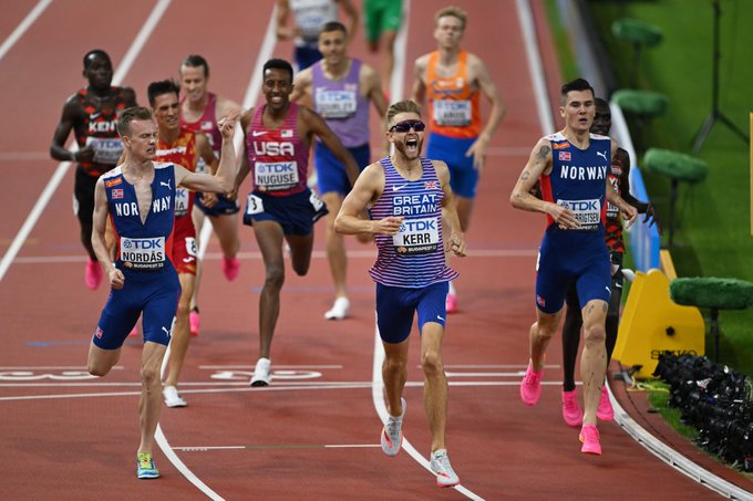 Kerr kicks for World 1500m title : News : Bring Back the Mile