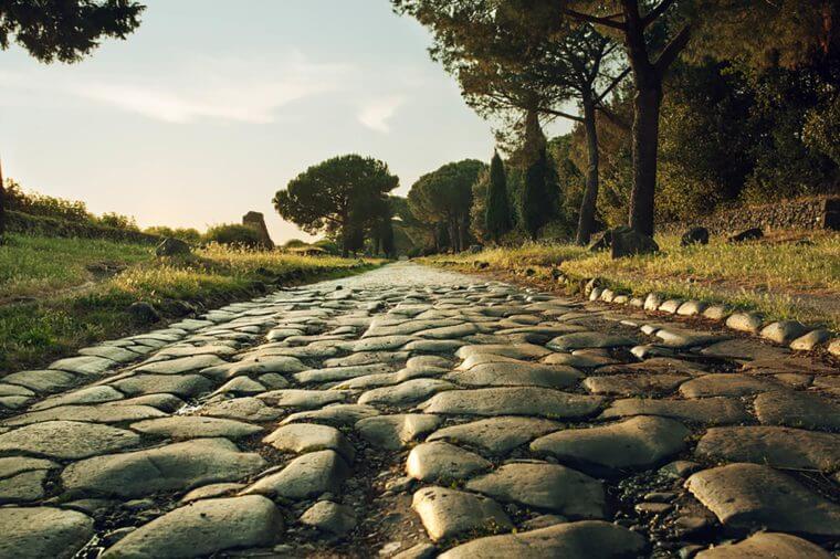 The Ancient Roman Reason Why There Are 5,280 Feet in a Mile : News ...