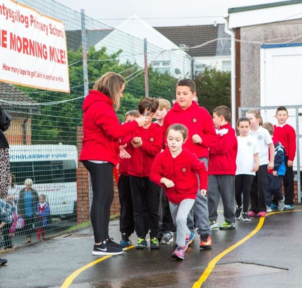 Morning Mile delivers more than fitness : News : Bring Back the Mile